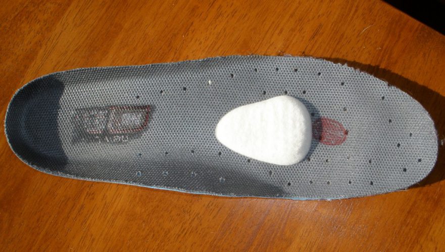 How do I fit a metatarsal pad? - FootEducation